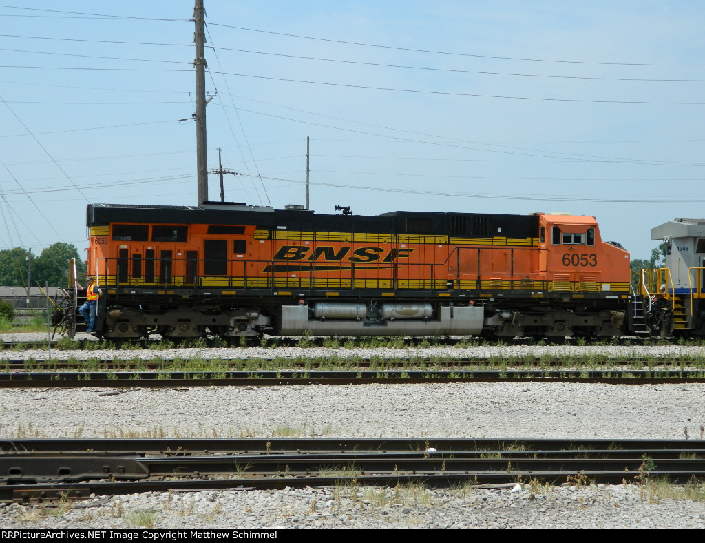BNSF 6053
